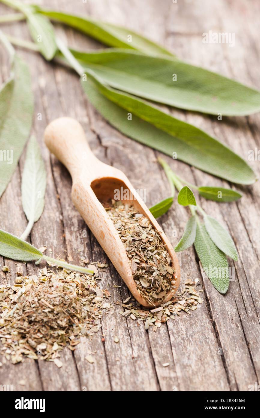Chopped sage hi-res stock photography and images - Alamy