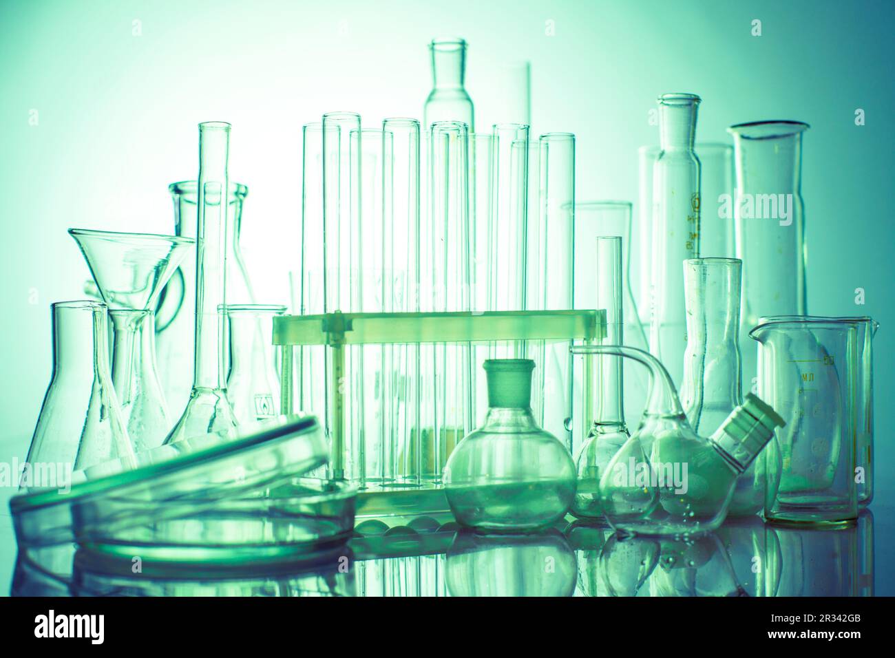 Laboratory technology hi-res stock photography and images - Alamy