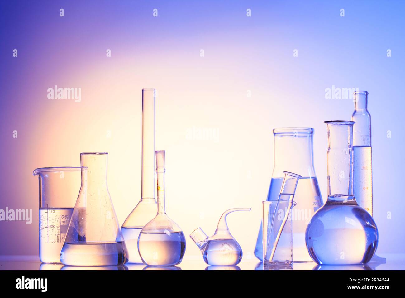 Glass test laboratory hi-res stock photography and images - Alamy