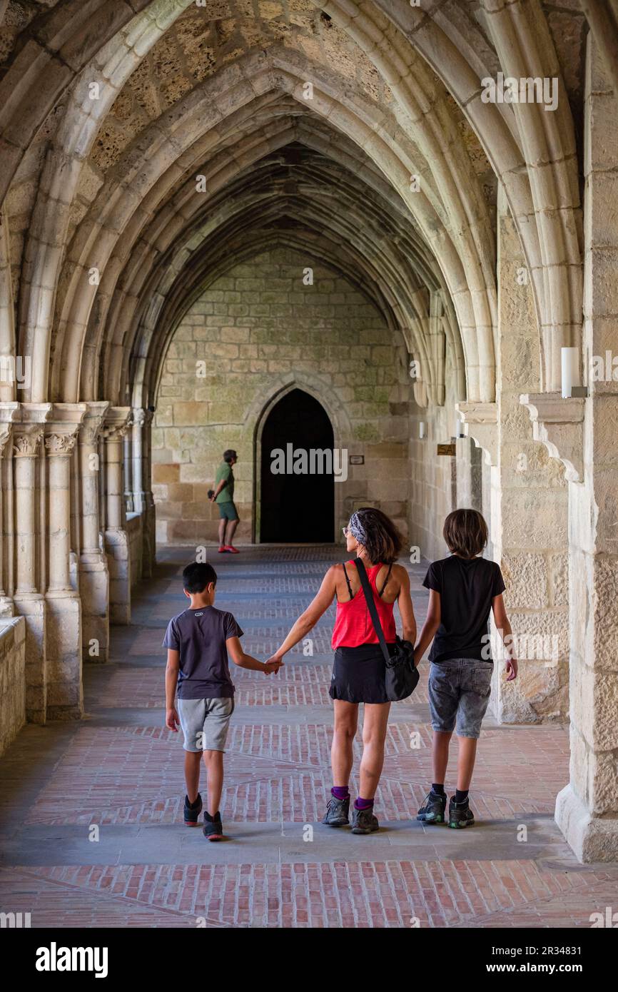 Monasterio de Santa María la Real de Iranzu, claustro, siglo XII - XIV, camino de Santiago ...