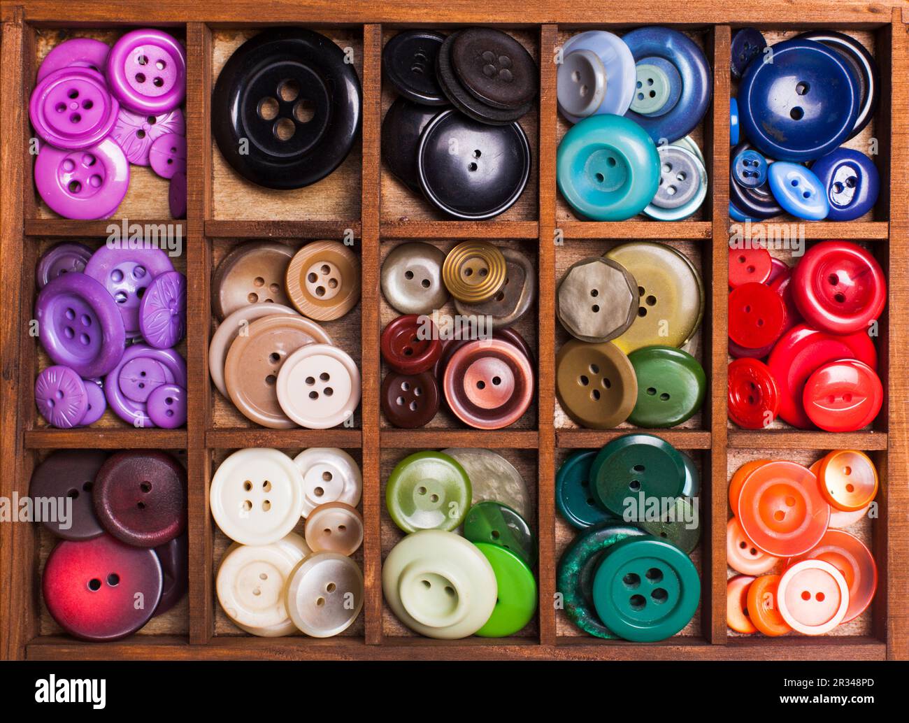 Button buttons pile assortment many hi-res stock photography and images ...