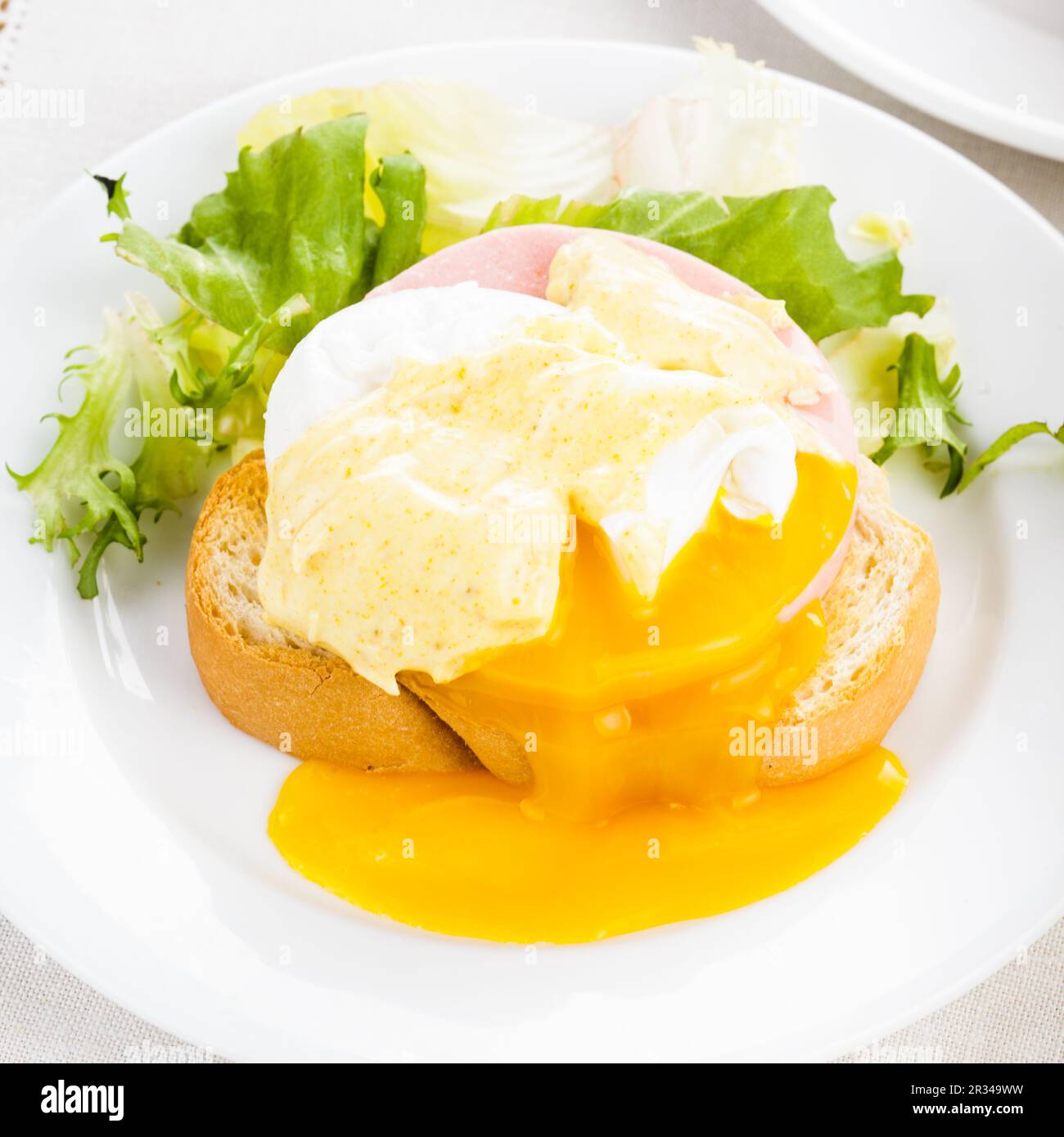 Food egg benedict hollandaise hi-res stock photography and images - Alamy