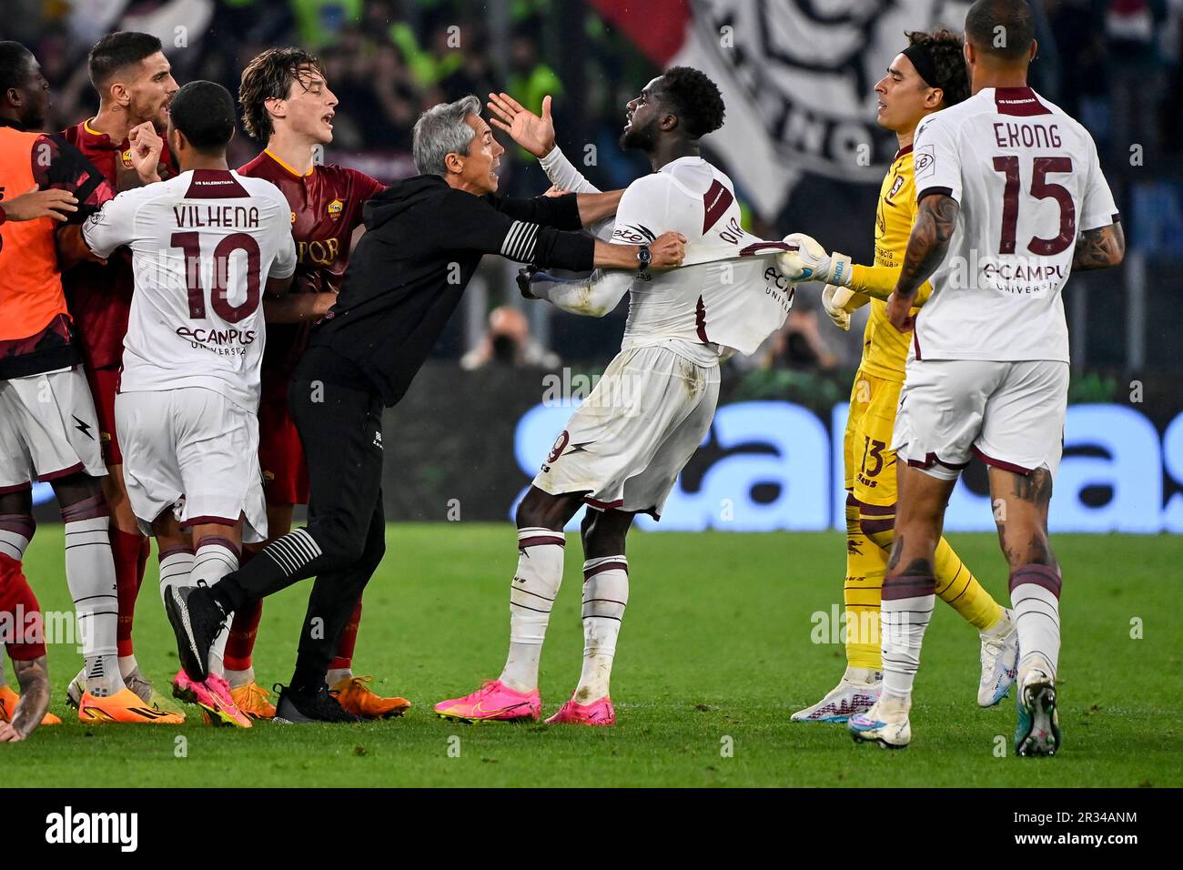 Emmanuel ekong hi-res stock photography and images - Alamy