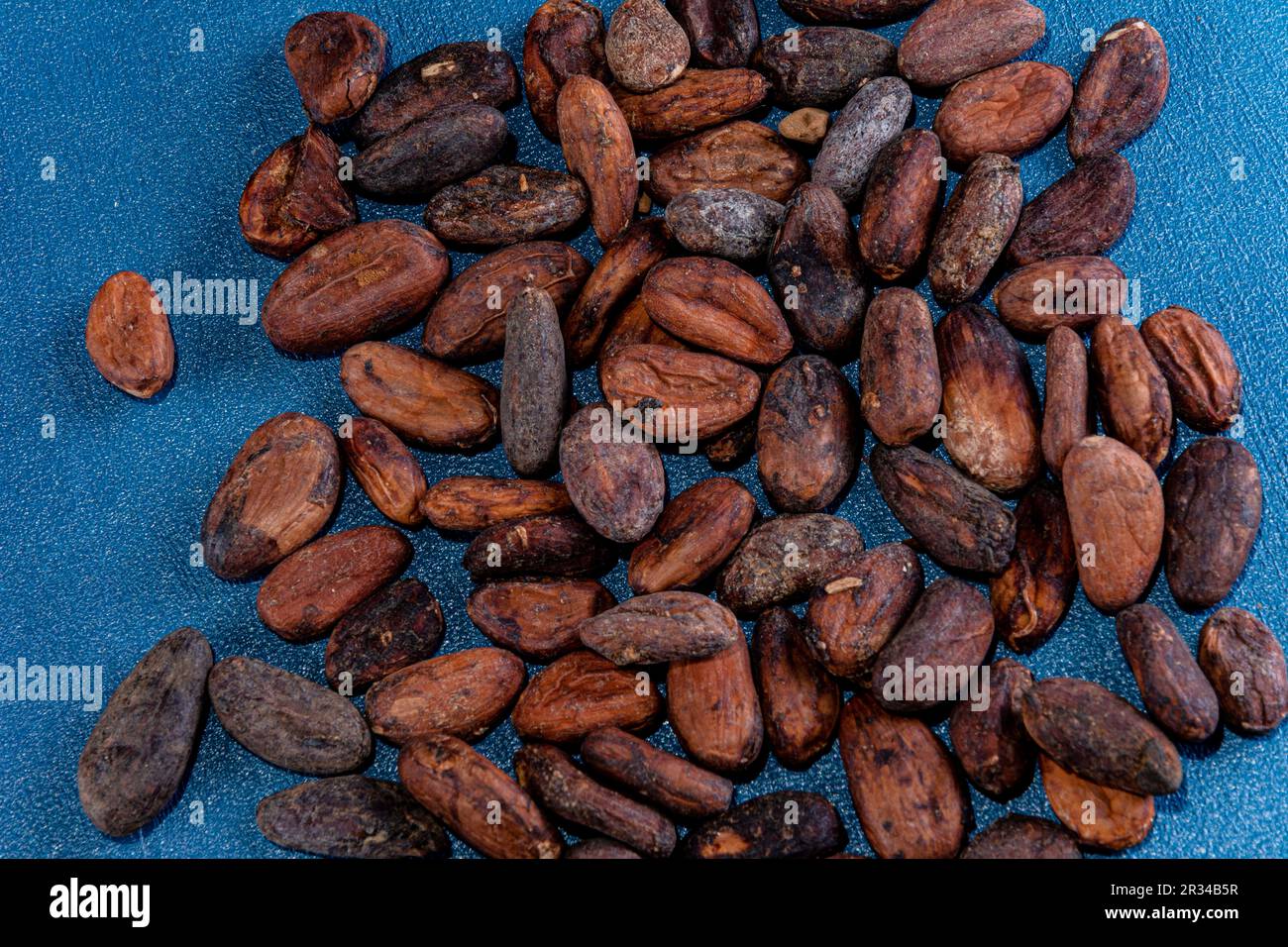 Food texture cocoa beans hi-res stock photography and images - Alamy