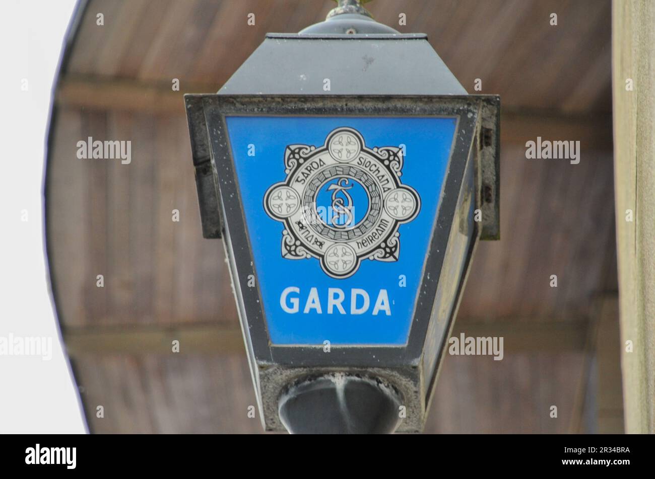 Gardai Logo sign Stock Photo - Alamy