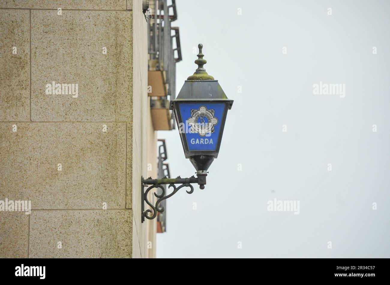 Gardai logo hi-res stock photography and images - Alamy