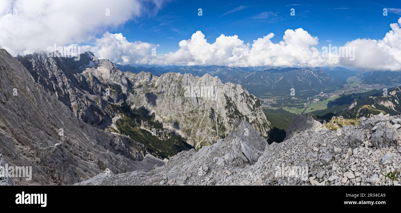 Zugspitze highest peak wetterstein hi-res stock photography and images ...