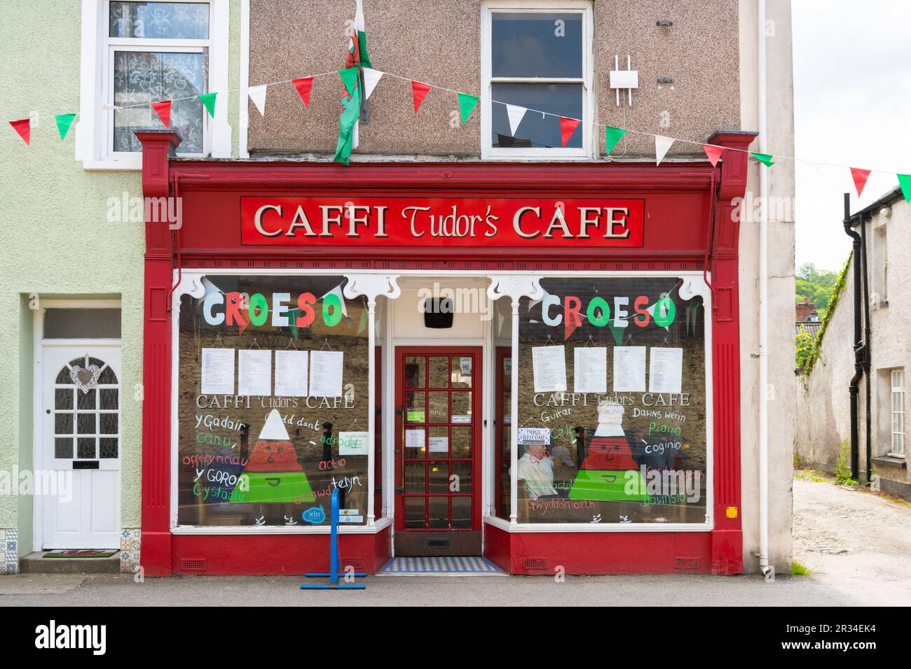 Mistar urdd hi-res stock photography and images - Alamy