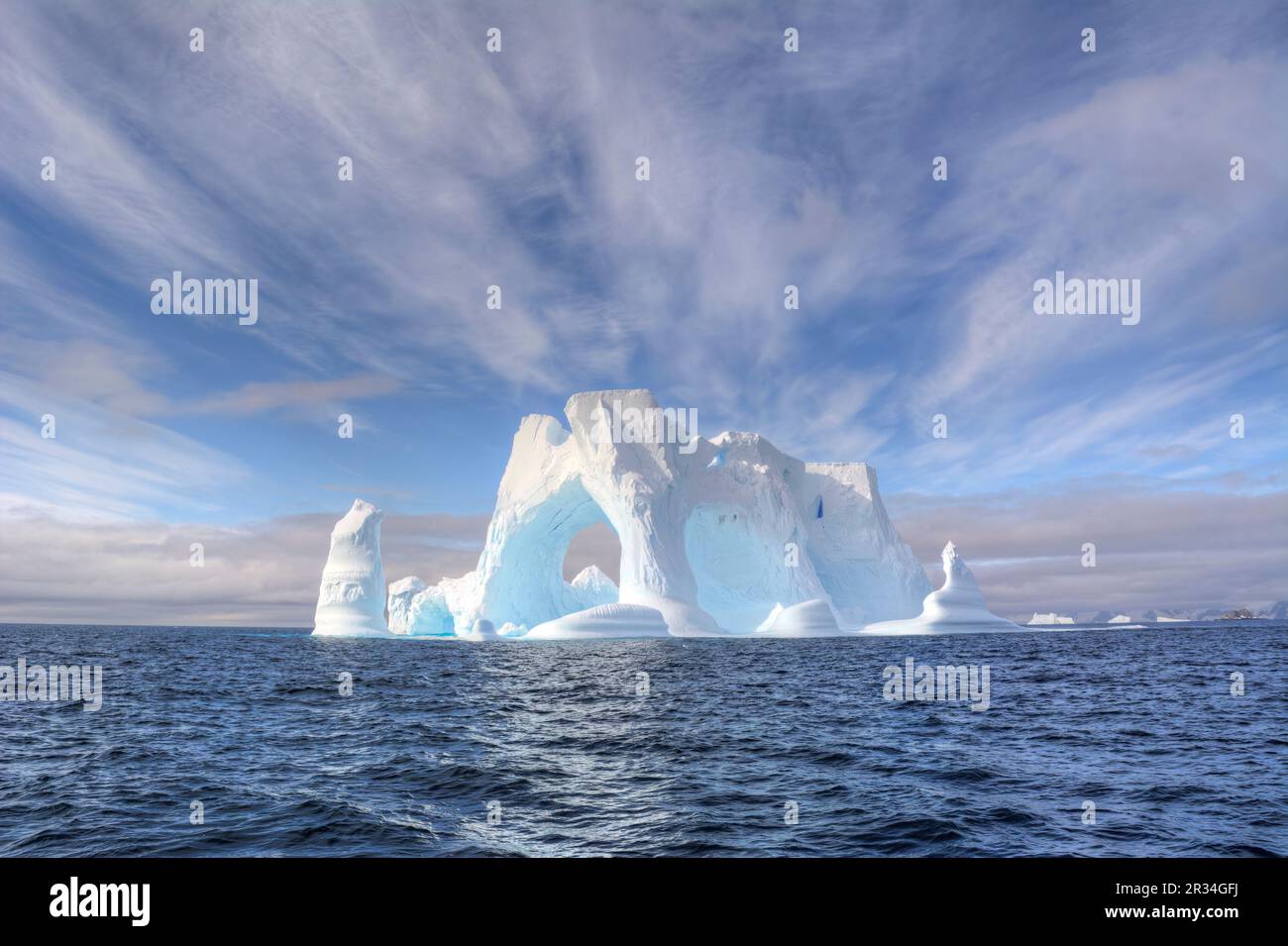 Enigmatic icebergs hi-res stock photography and images - Alamy