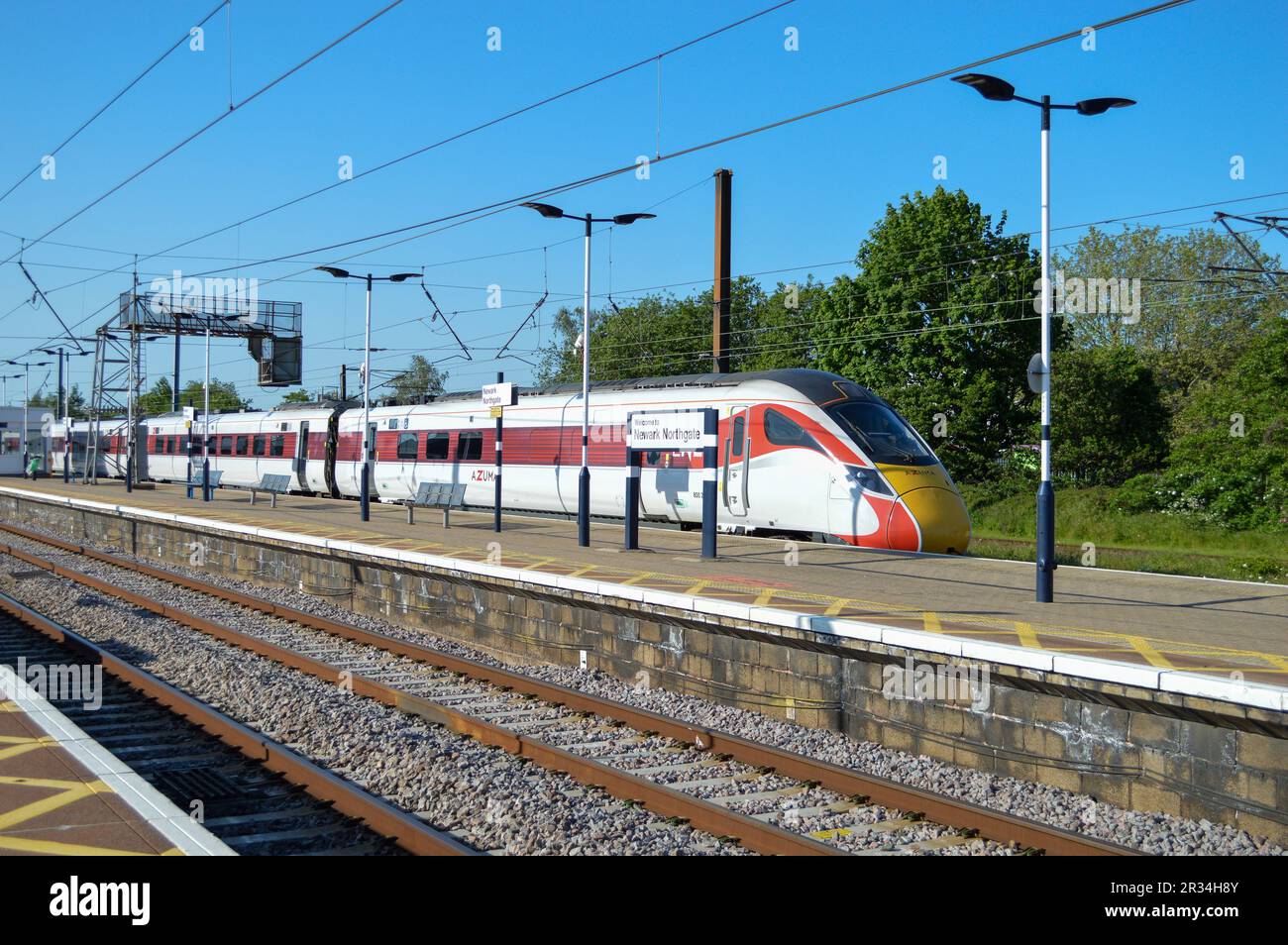 Train platform newark northgate station hi-res stock photography and ...