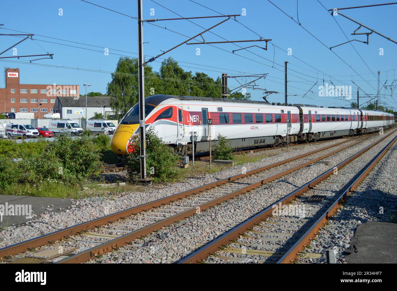 Train passing through Newark Northgate Railway Station Stock Photo - Alamy