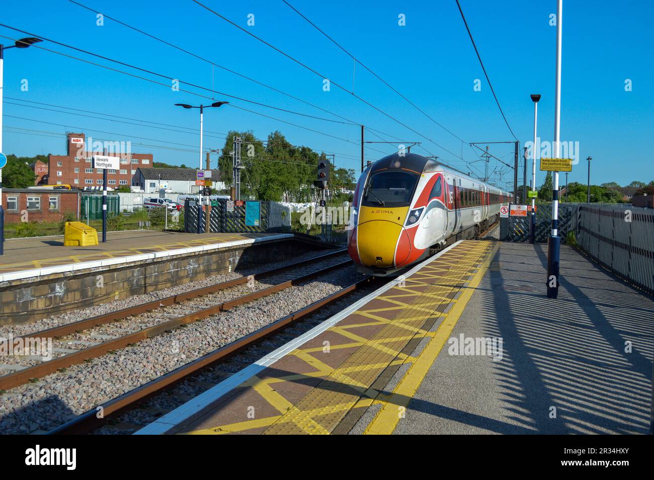 Train passing through Newark Northgate Railway Station Stock Photo - Alamy