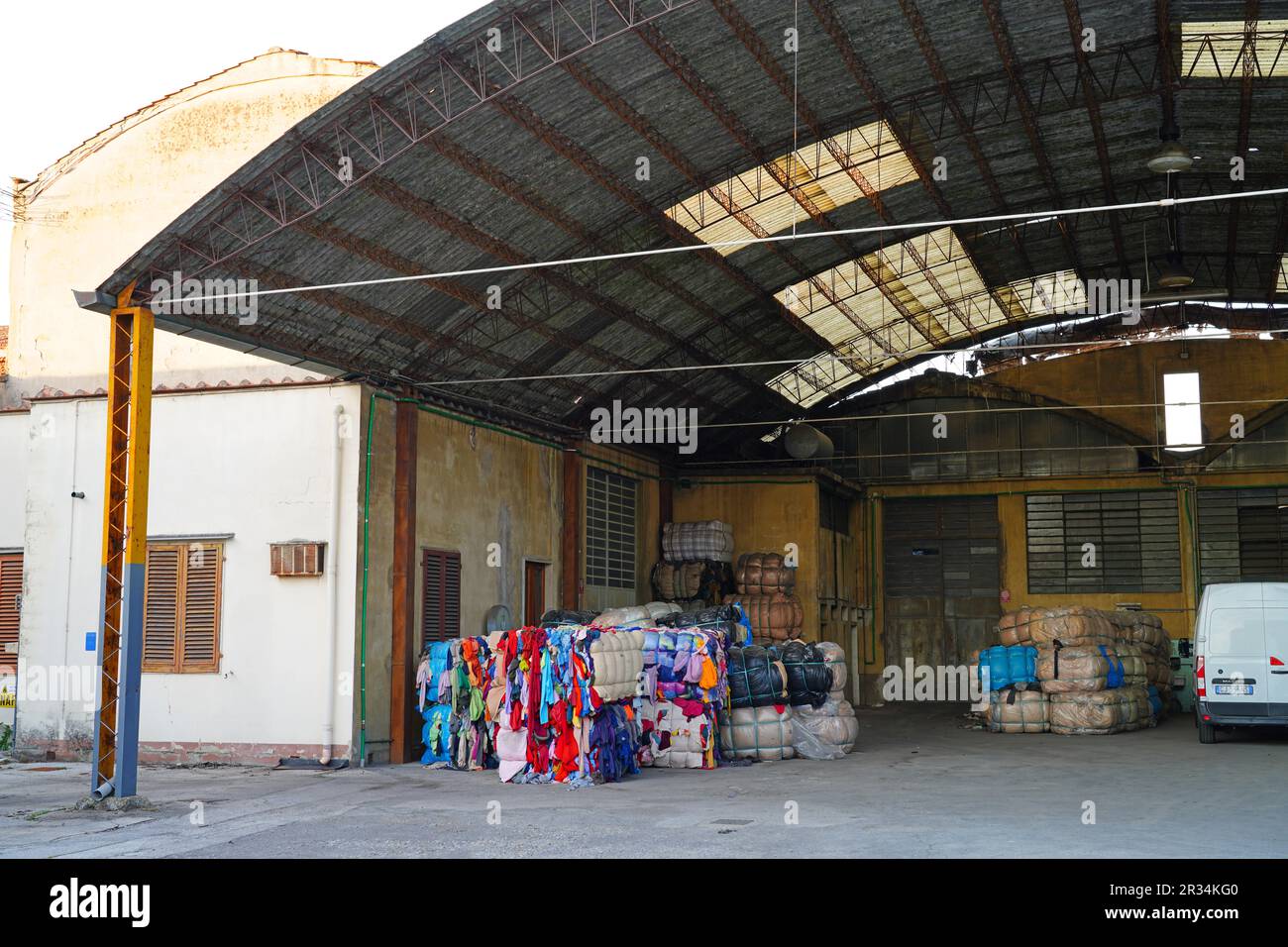 Prato italy chinese hi-res stock photography and images - Alamy