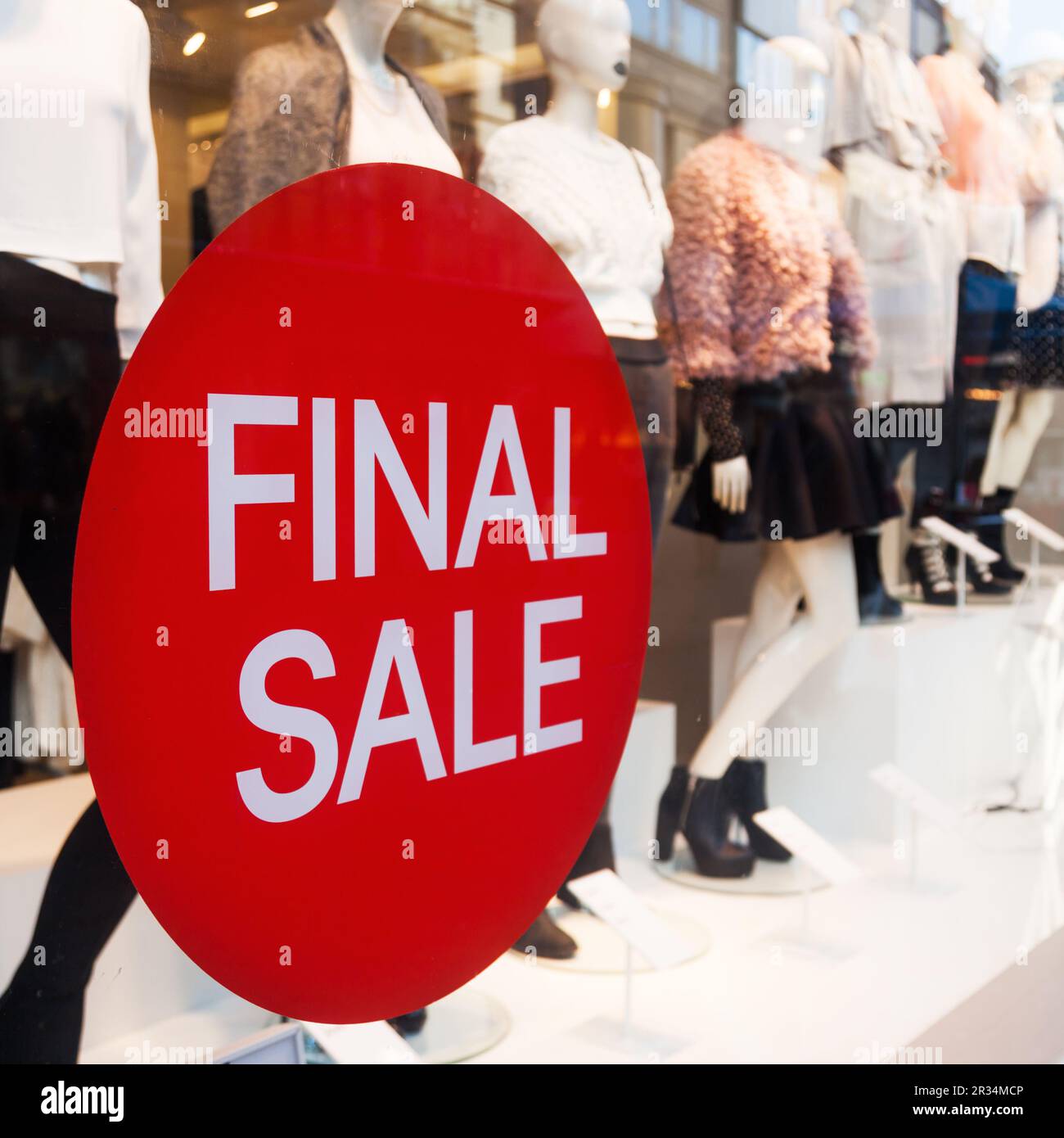 Sale sign on a shop window Stock Photo - Alamy