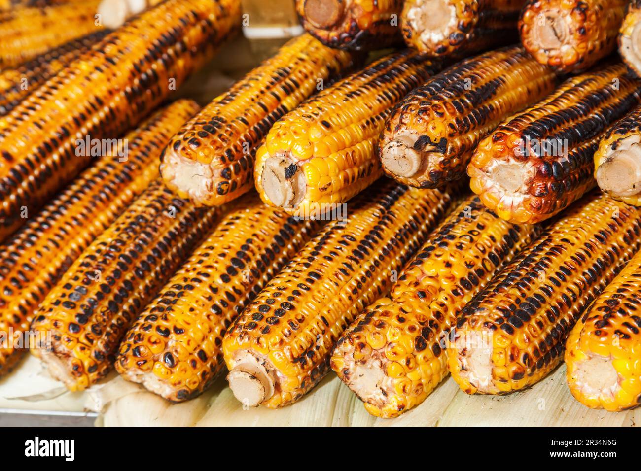 Roasted corn cob hi-res stock photography and images - Alamy