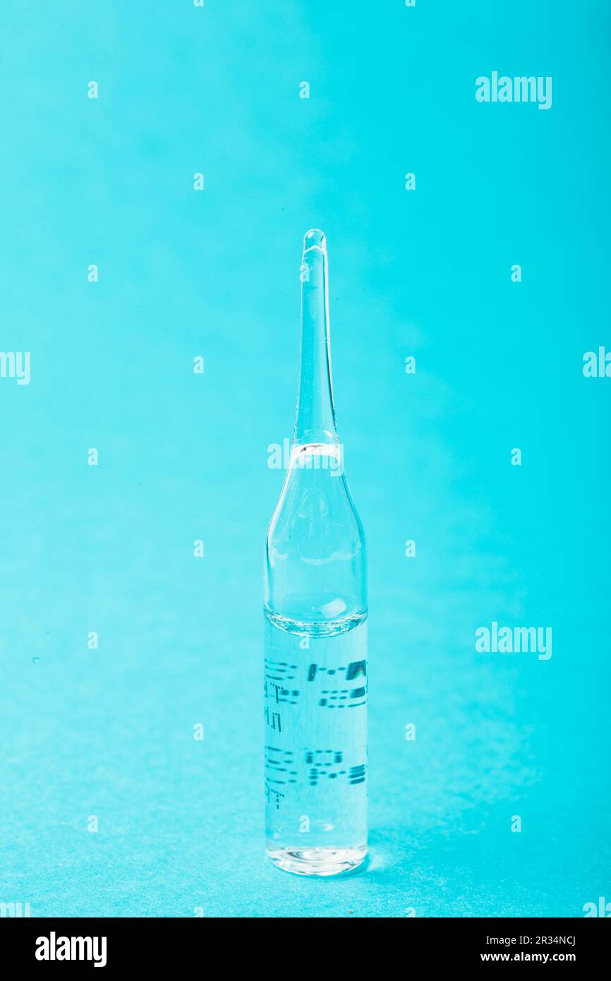 Ampoules ampoule hi-res stock photography and images - Alamy