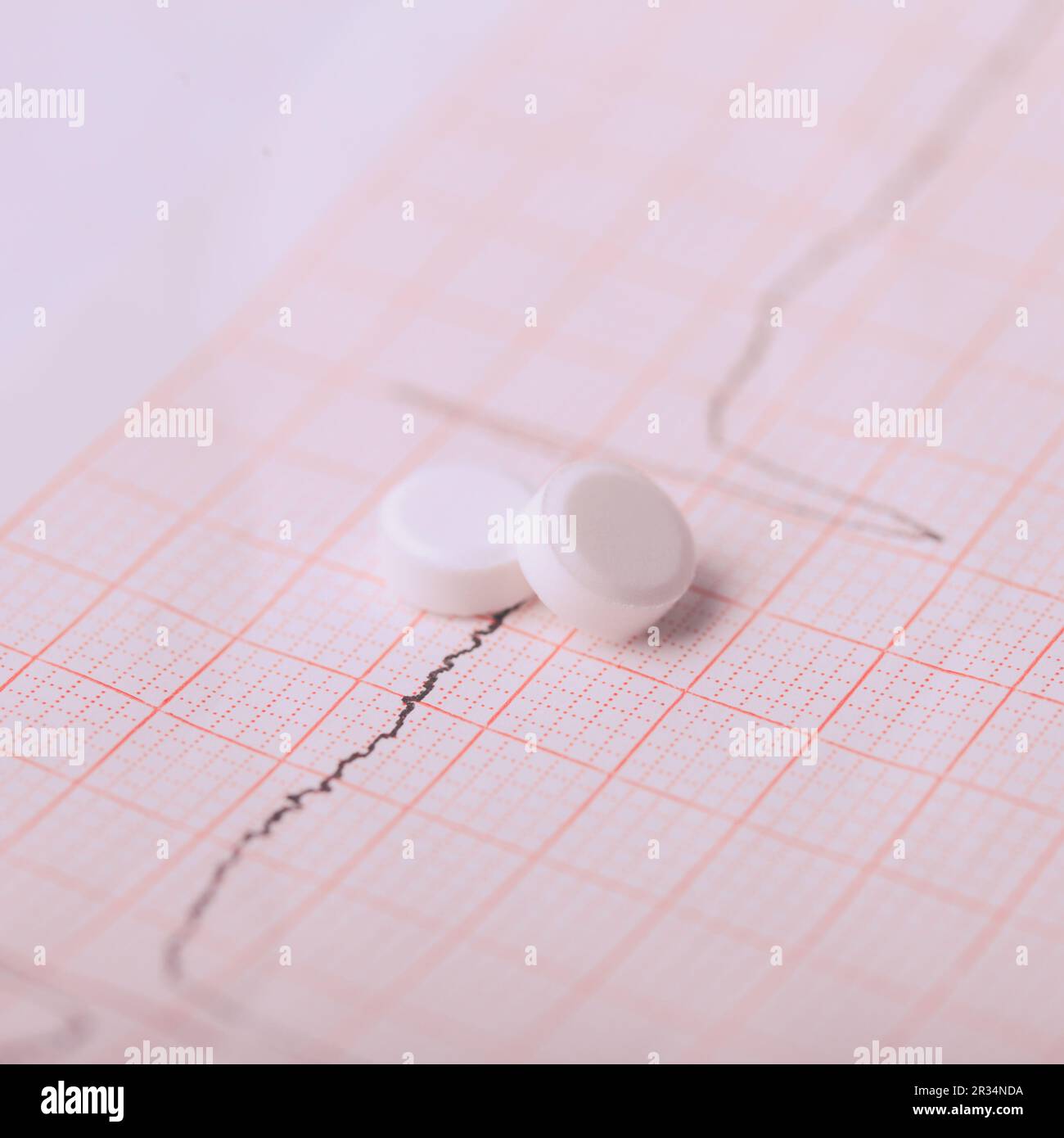 Nitroglycerin Meddic Nitroglycerin Hi Res Stock Photography And Images