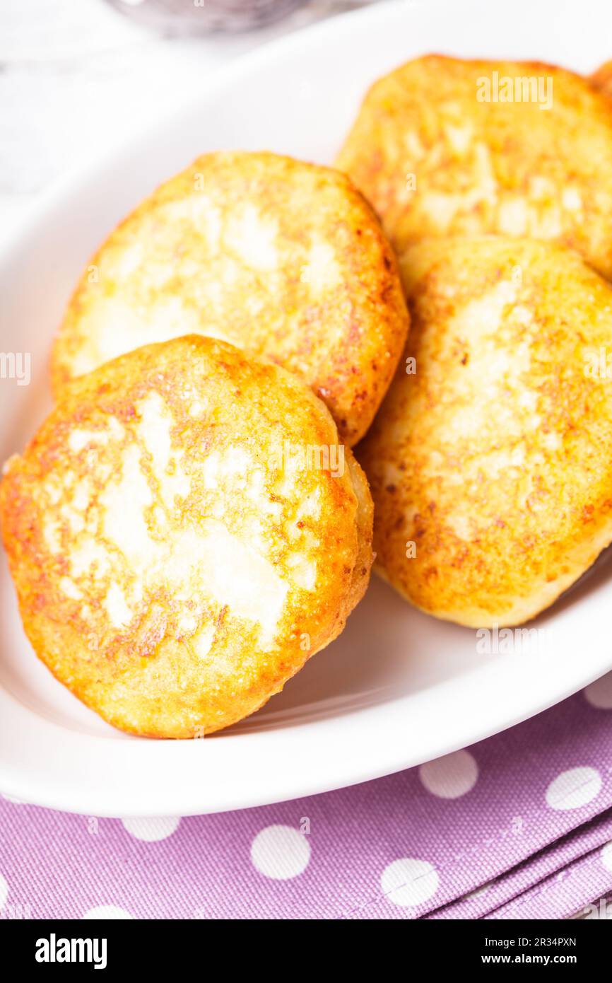 Yellow pancakes hi-res stock photography and images - Alamy