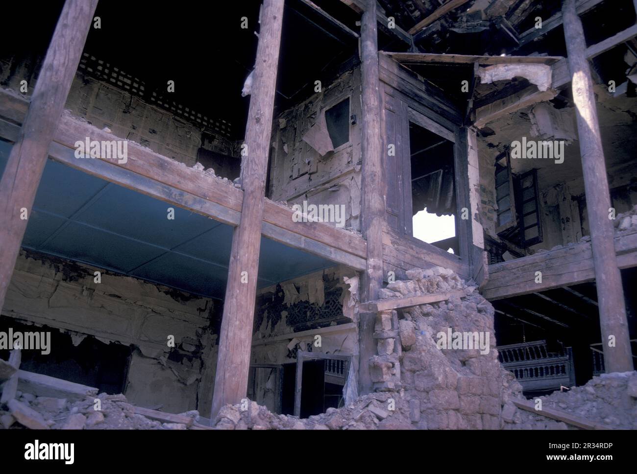 1996 earthquake hi-res stock photography and images - Alamy