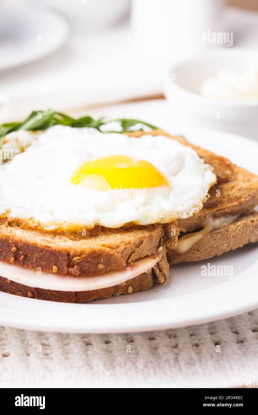 Croque madame sandwich hi-res stock photography and images - Alamy