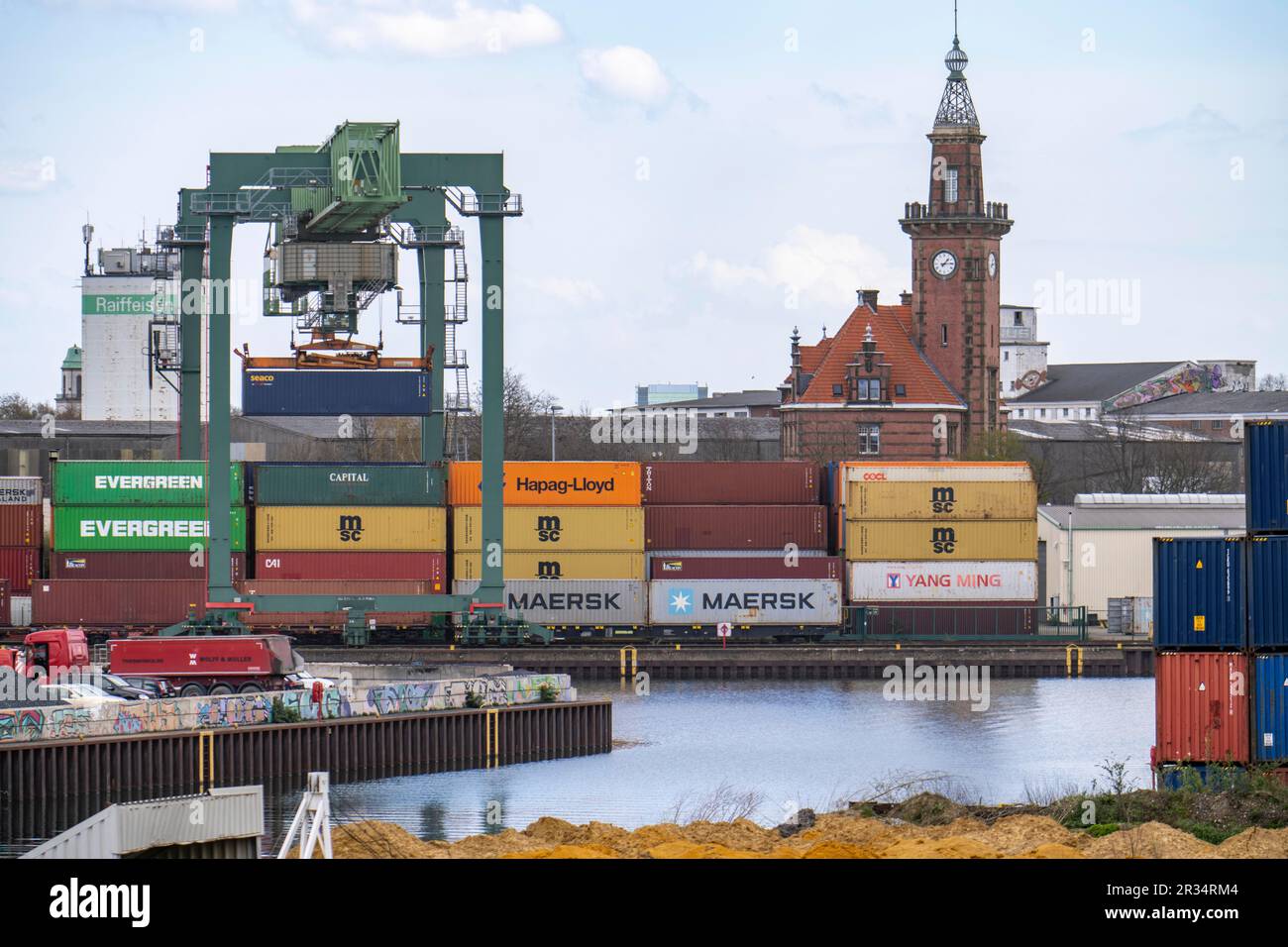 The old overseas port terminal hi-res stock photography and images - Alamy