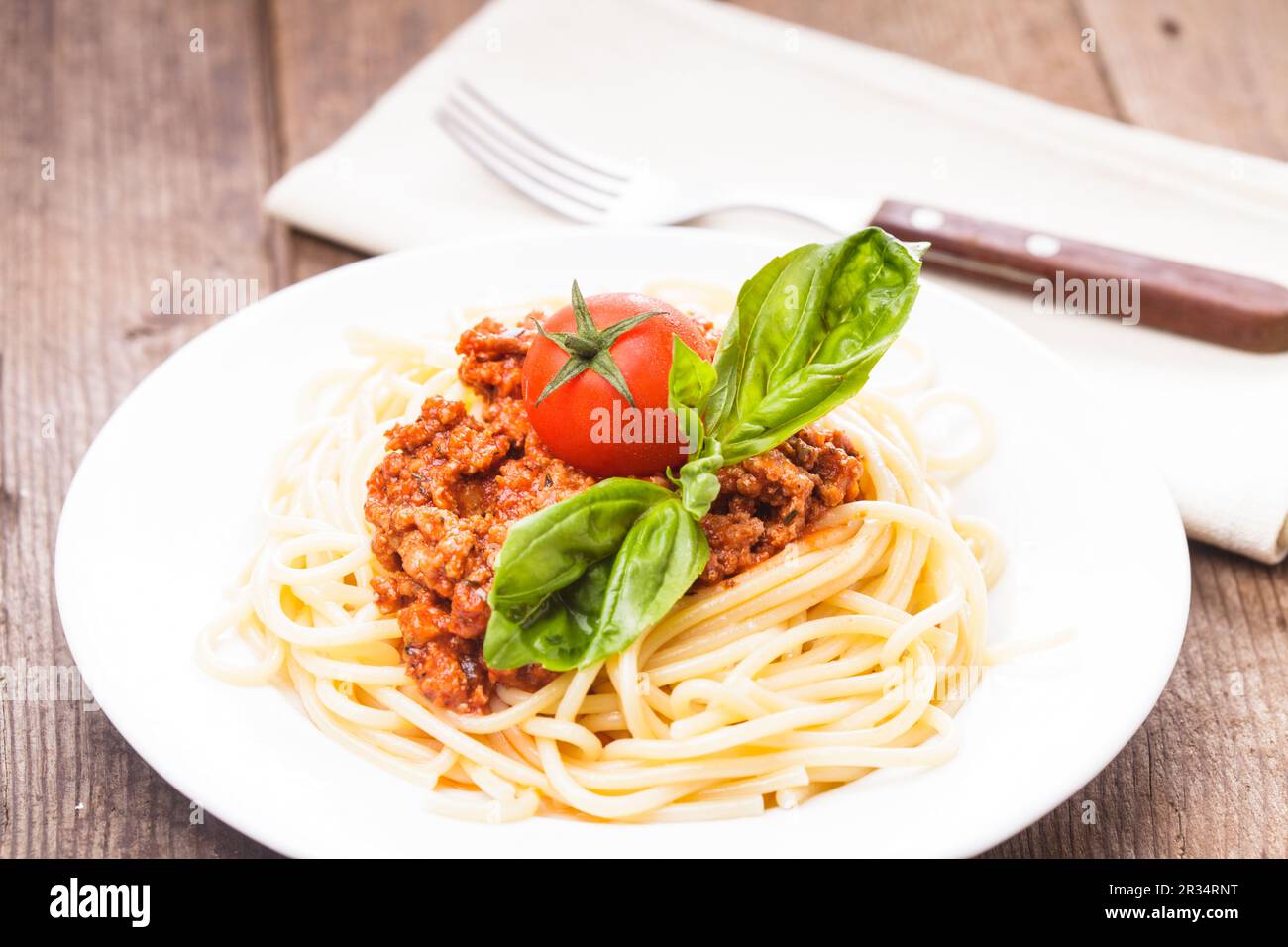 Traditional spaghetti bolognese hi-res stock photography and images - Alamy