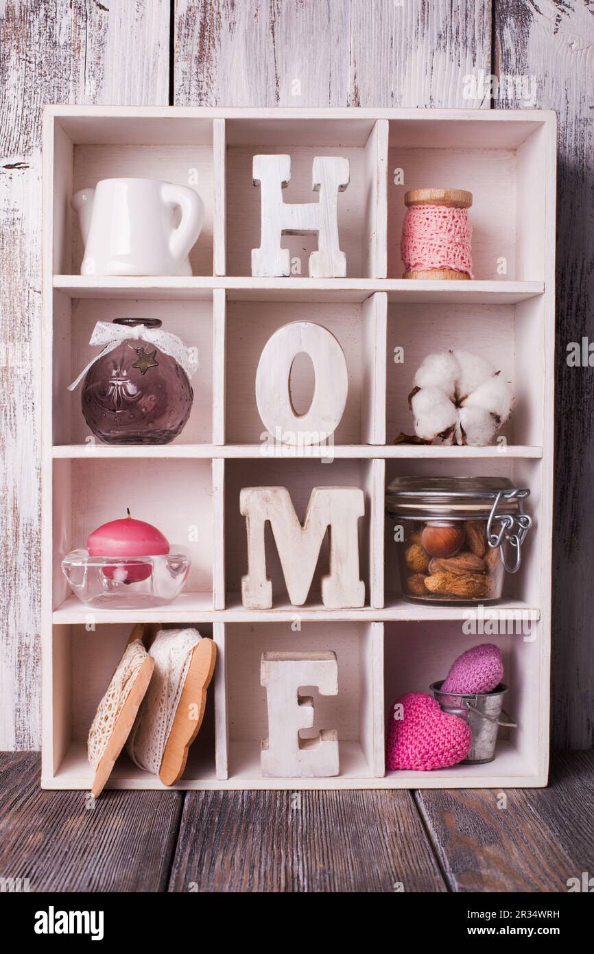 Retro homeware hi-res stock photography and images - Alamy