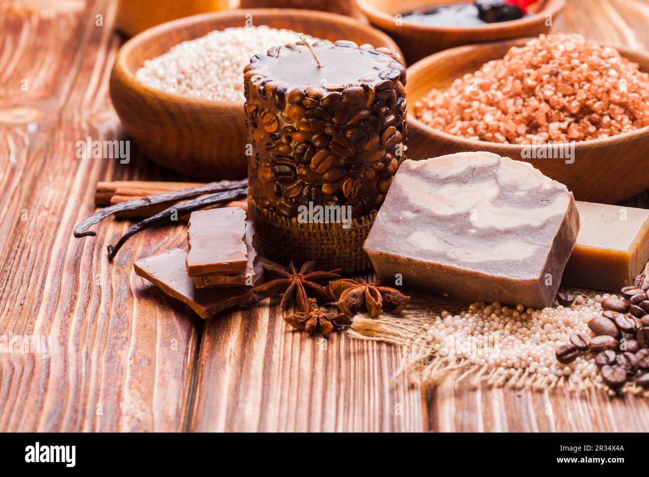 Spa facial chocolate hi-res stock photography and images - Alamy
