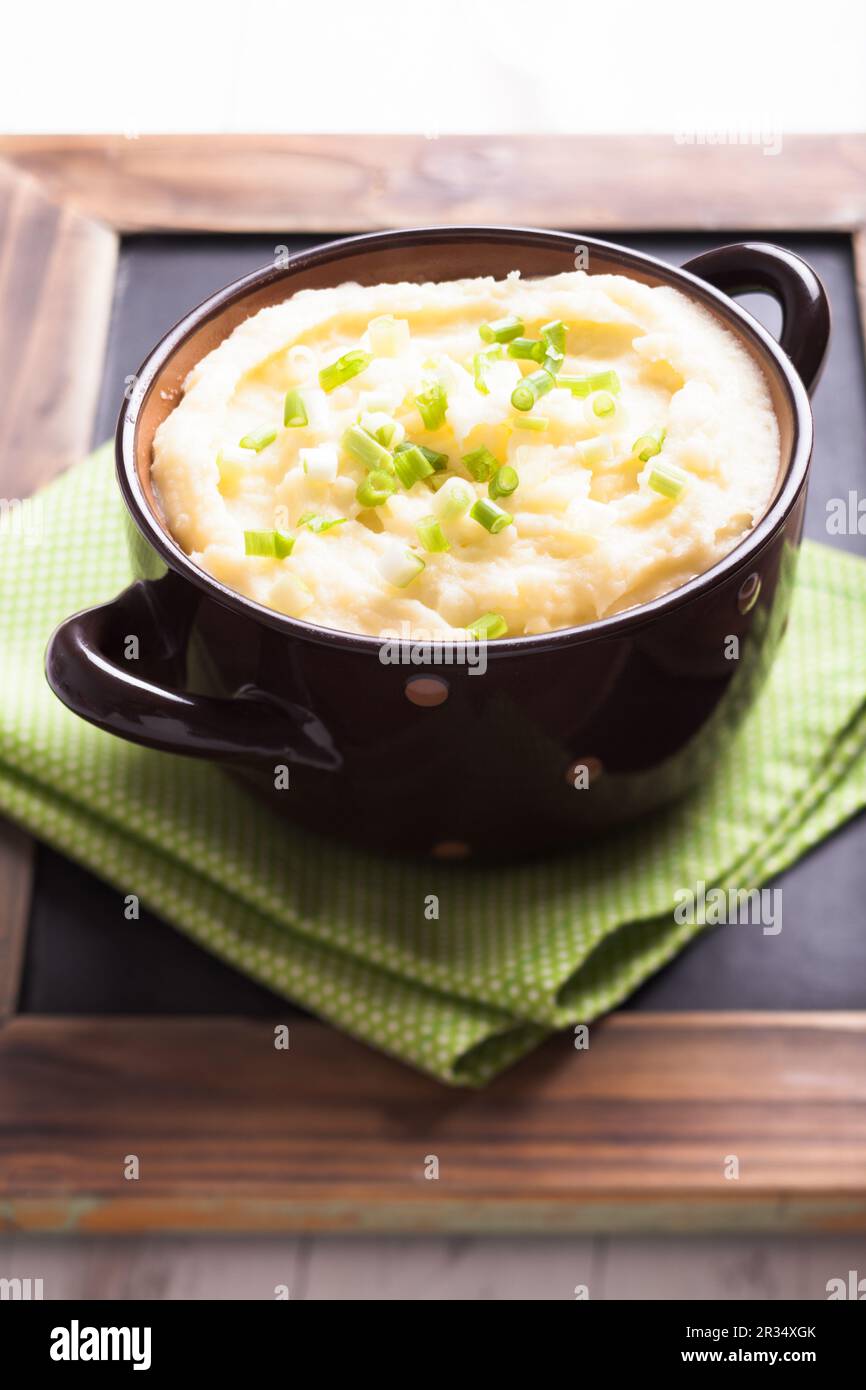 Fluffy mash hi-res stock photography and images - Alamy