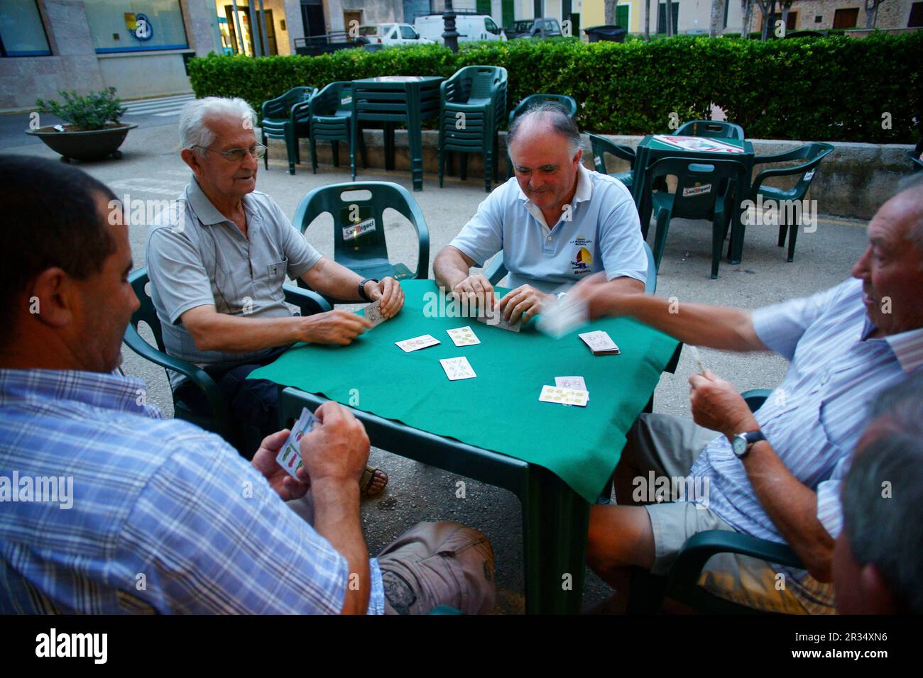 Juego de partida hi-res stock photography and images - Alamy