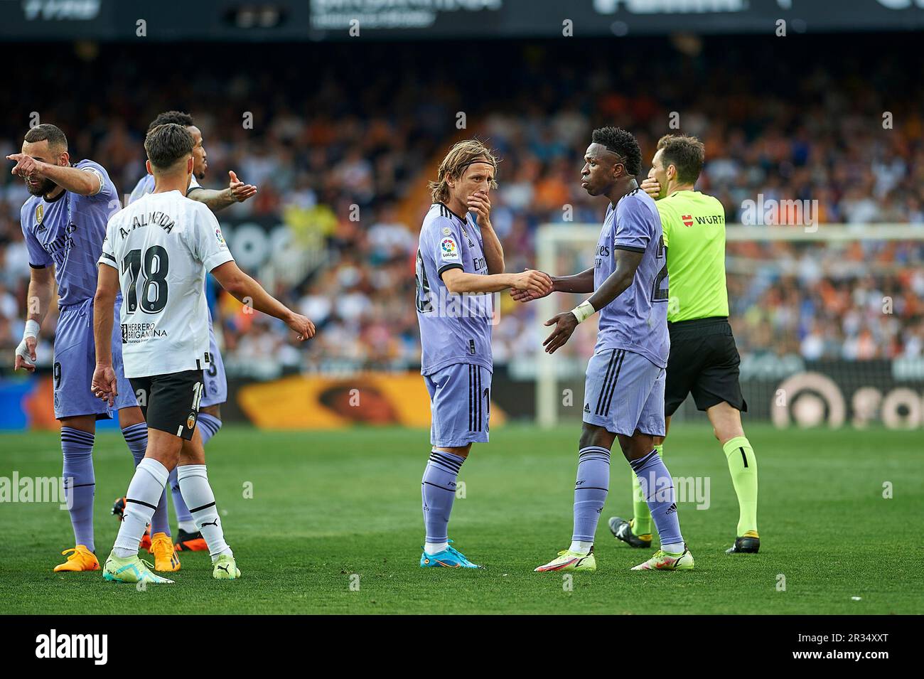 Luka Modric of Real Madrid CF, Vinicius Paixao de Oliveira junior of ...