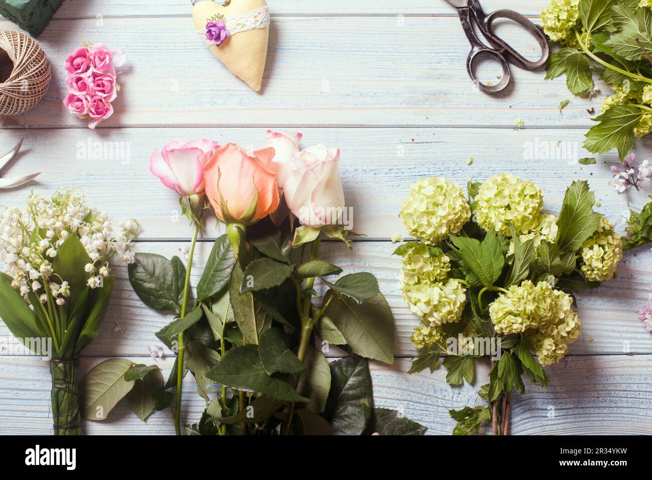 Workplace florist top view hi-res stock photography and images - Alamy