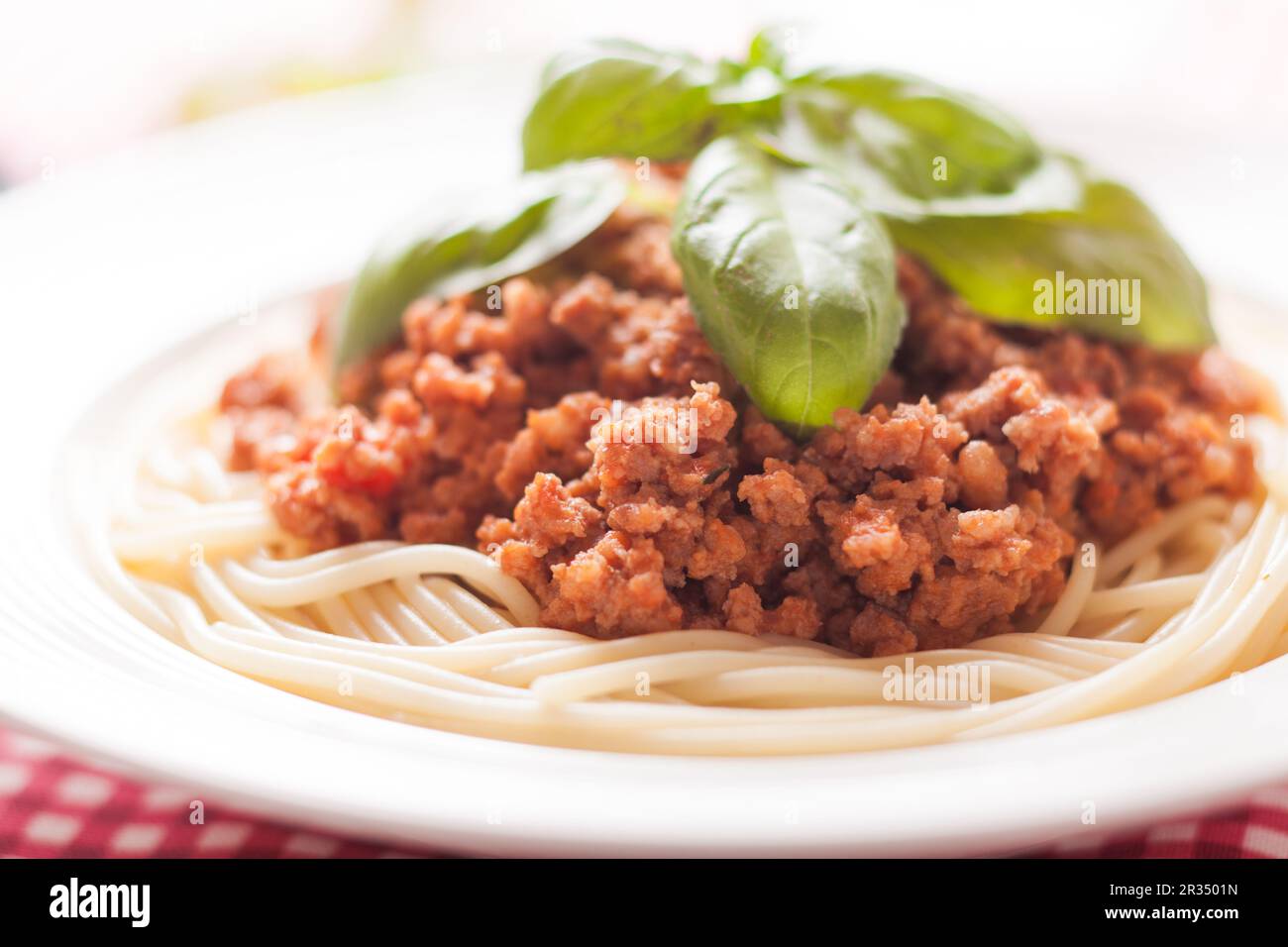 Classic spaghetti bolognese hi-res stock photography and images - Alamy