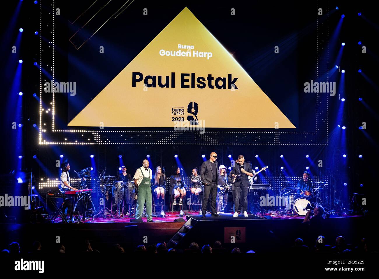 Rode loper gala hi-res stock photography and images - Alamy