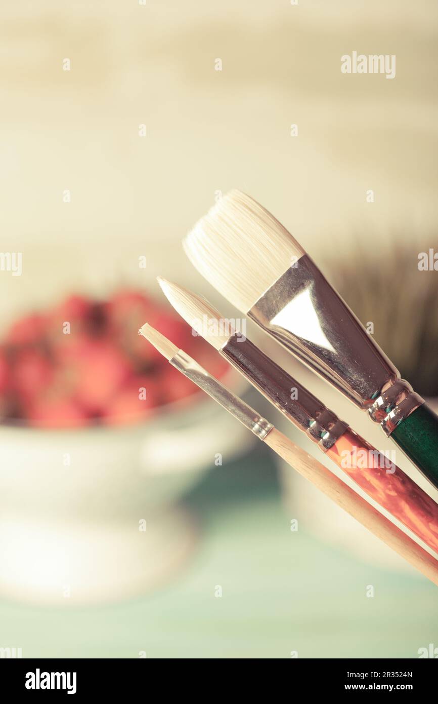 Close up various paint brushes hi-res stock photography and images - Alamy