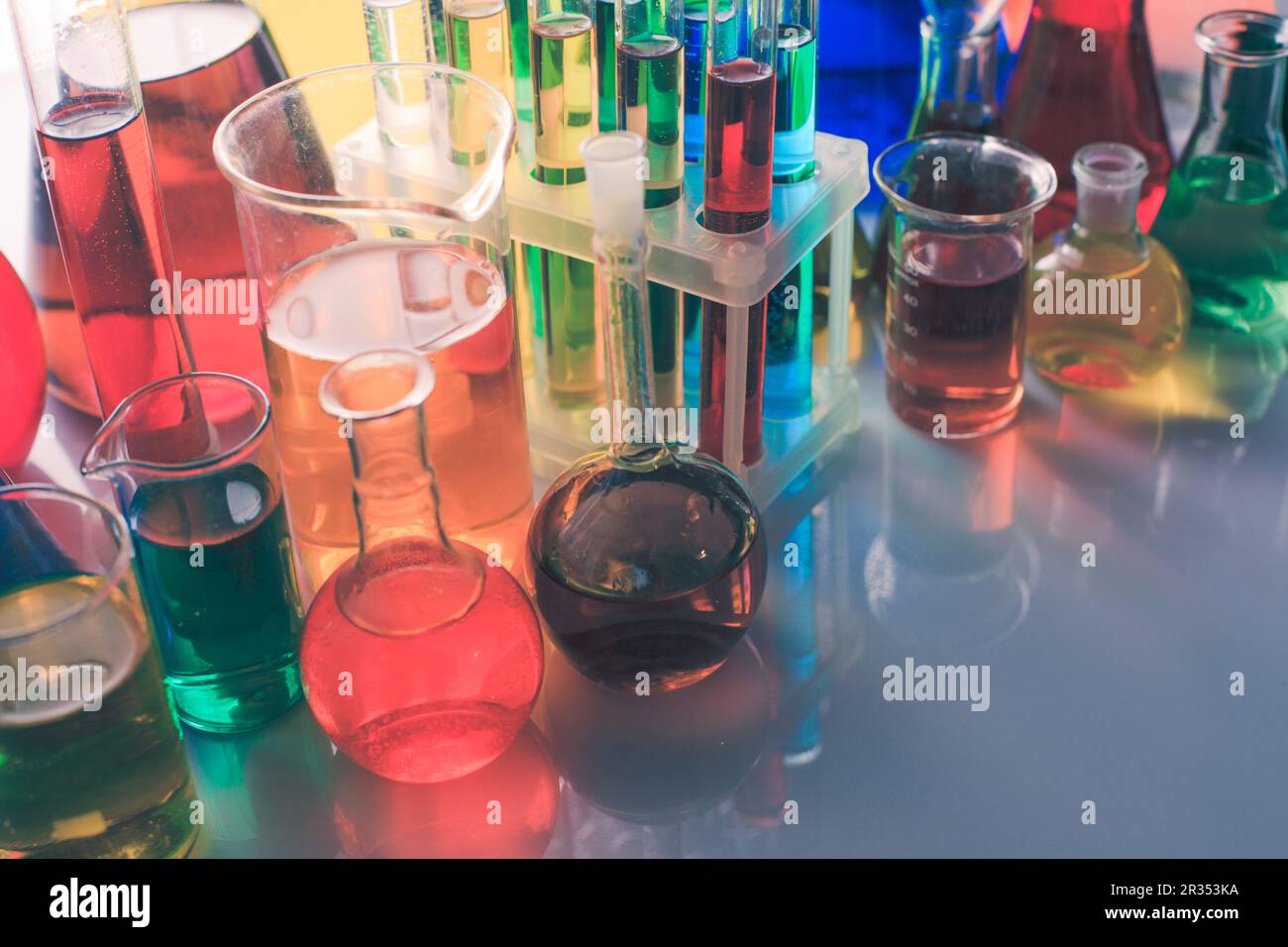 Vintage laboratory background hi-res stock photography and images - Alamy