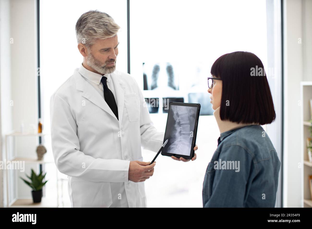 Ct cervical hi-res stock photography and images - Alamy