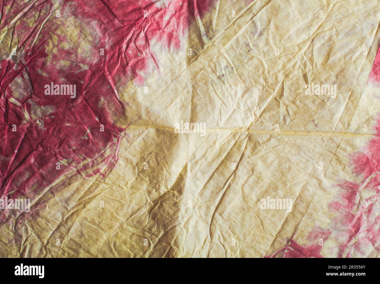 Gold wrinkled paper hi-res stock photography and images - Alamy
