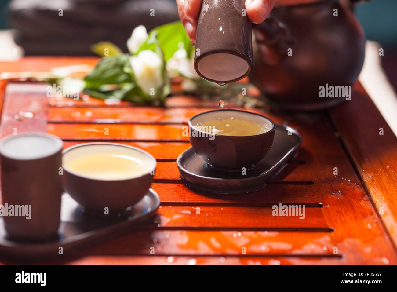 Chinese tea ceremony Stock Photo - Alamy