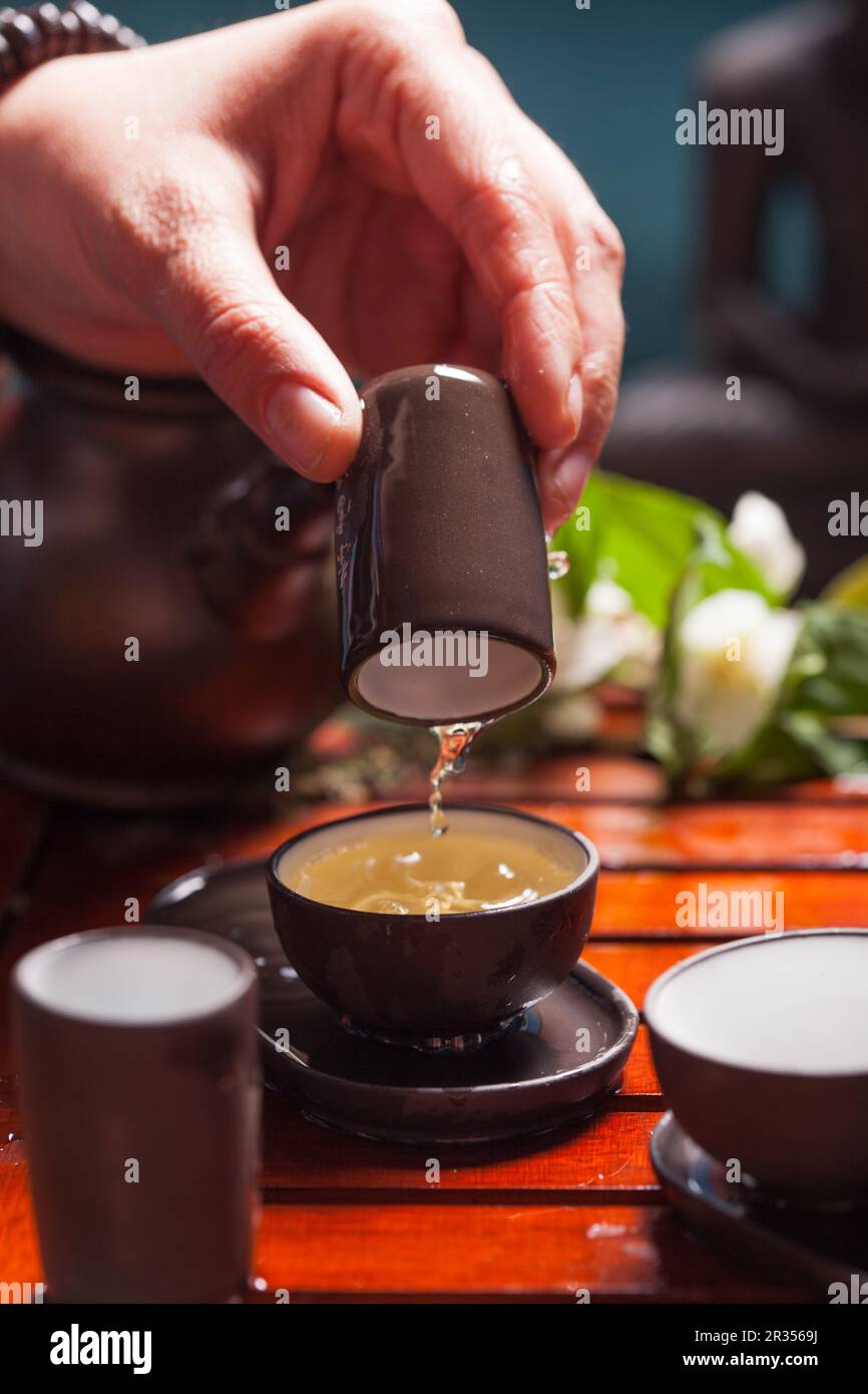 Chinese tea ceremony Stock Photo - Alamy