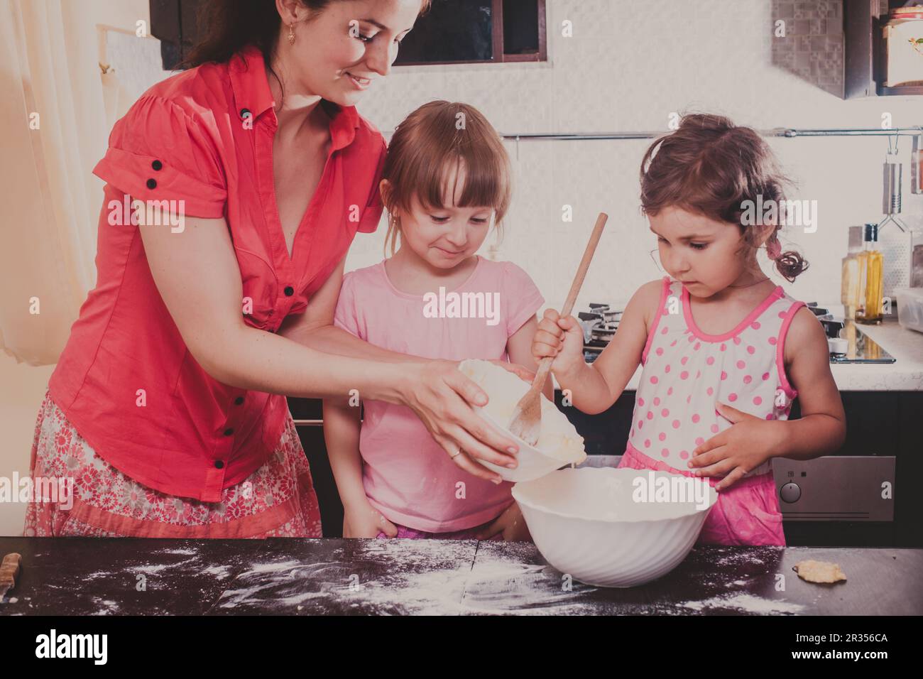 Caucasion family cooking hi-res stock photography and images - Alamy