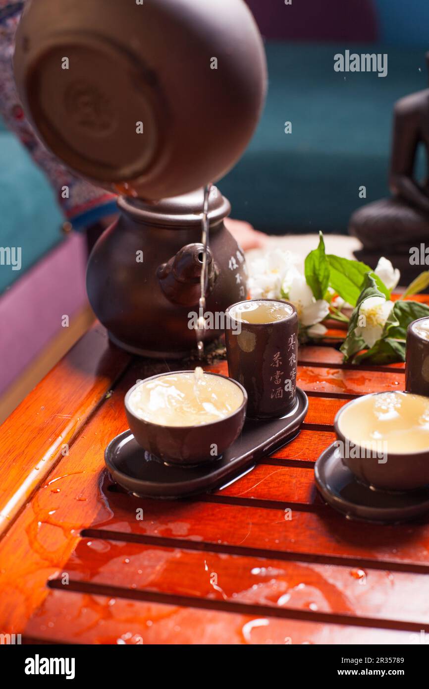 Chinese tea ceremony Stock Photo - Alamy