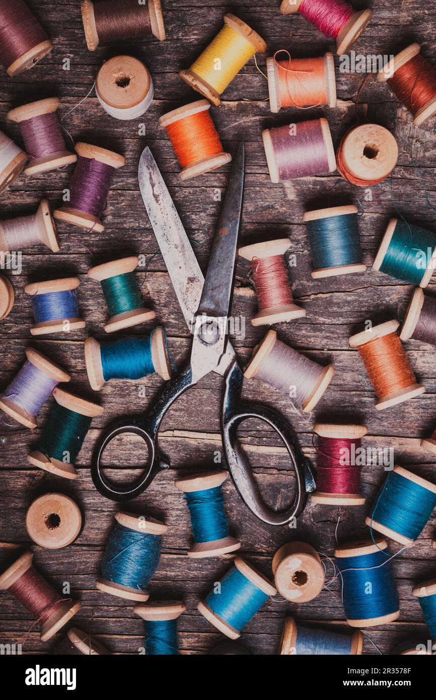 Retro wooden sewing spools Stock Photo - Alamy