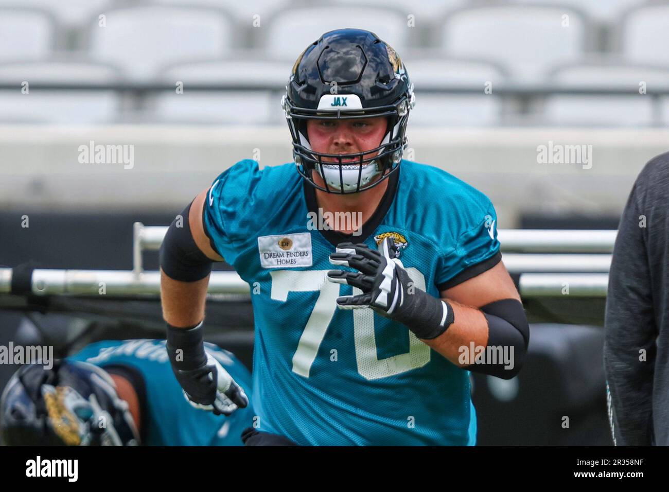 Jacksonville Jaguars offensive lineman Cole Van Lanen (70)practices ...