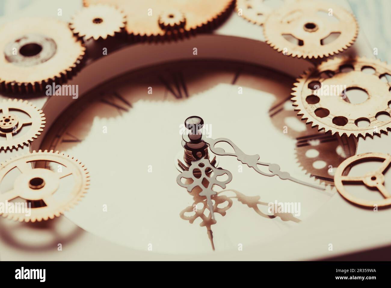 Clock gear wheel hi-res stock photography and images - Alamy