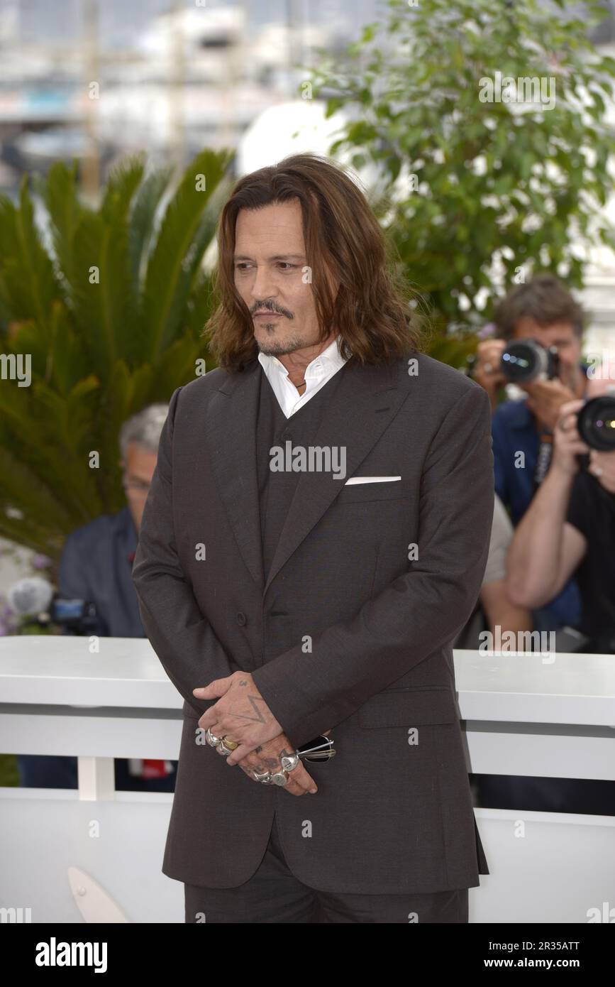 Capucine valmary and djibril djimo hi-res stock photography and images ...