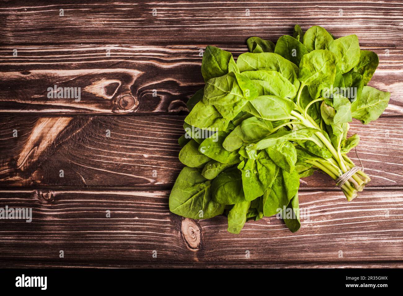 The Spinach bunch Stock Photo - Alamy