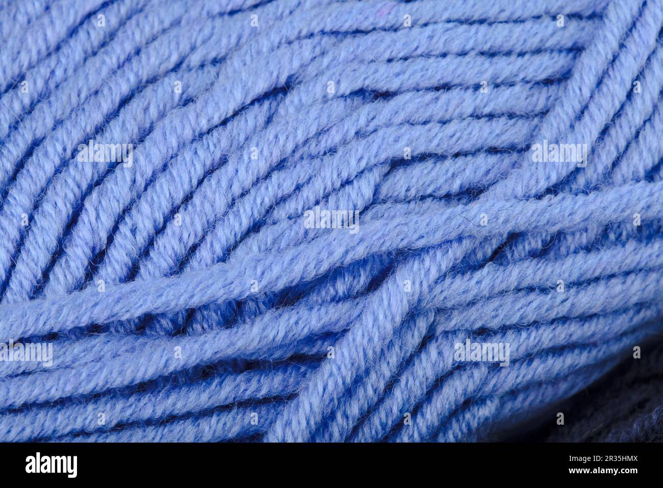 Bright yarn string art hi-res stock photography and images - Alamy