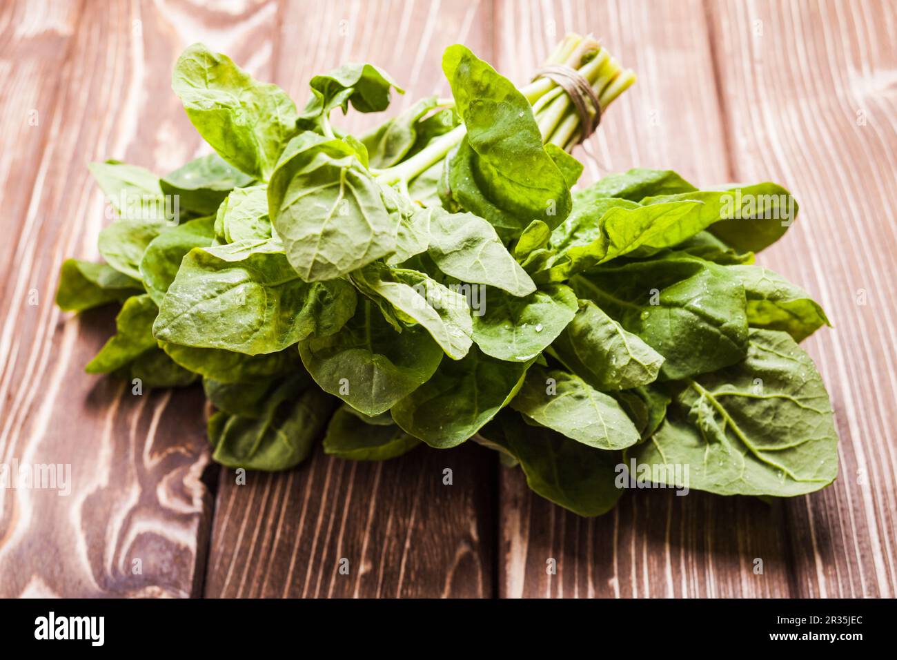 The Spinach bunch Stock Photo - Alamy