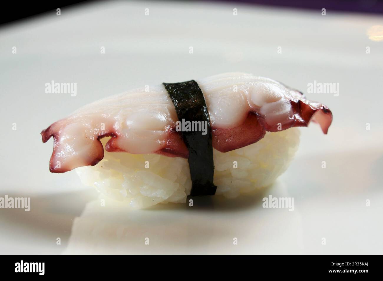 A tako sushi: nigiri sushi with octopus Stock Photo - Alamy
